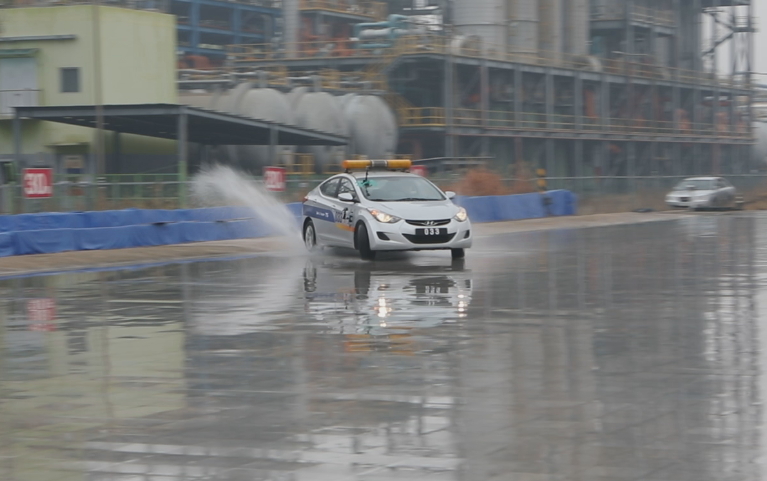 cpbc News : [안전한 교통 20] 빙판길 제동거리 평소의 7.4배