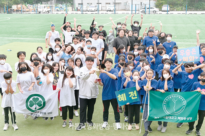 cpbc News : “친구들아, 다시 성당에 나오고 싶지?”